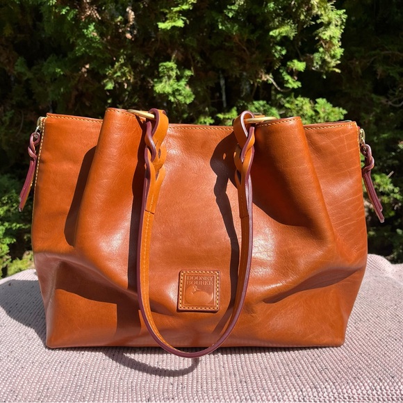 Dooney & Bourke | Bags | Dooney Bourke Florentine Large Zip Barlow Tote ...